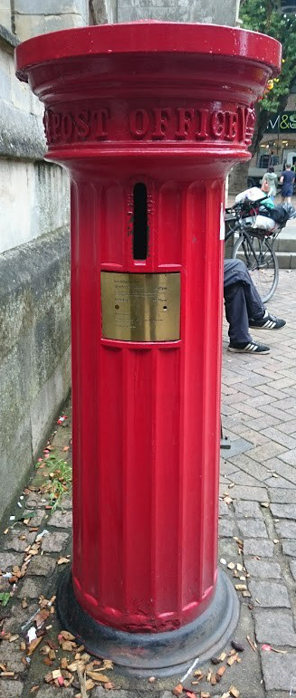 The Victorian Fluted Pillar Box in England – HistorianRuby: An ...