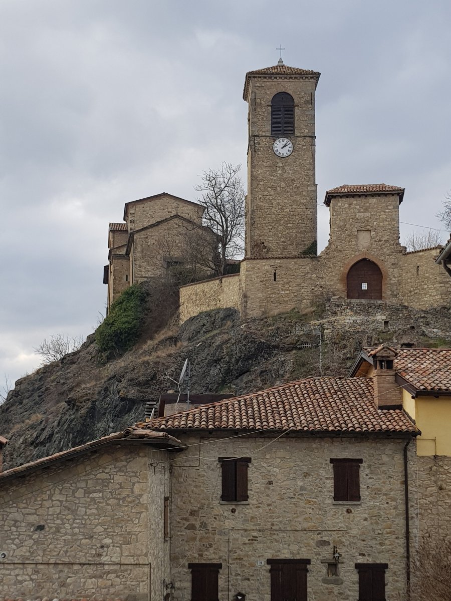 Castello di Pompeano – HistorianRuby: An Historian's Miscellany